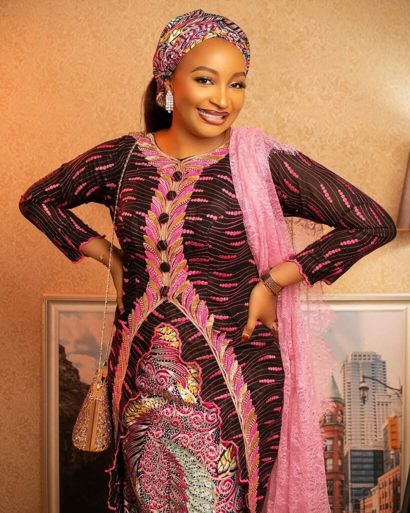Damask Long Pencil Gown With Sample Lace | AJ-Label